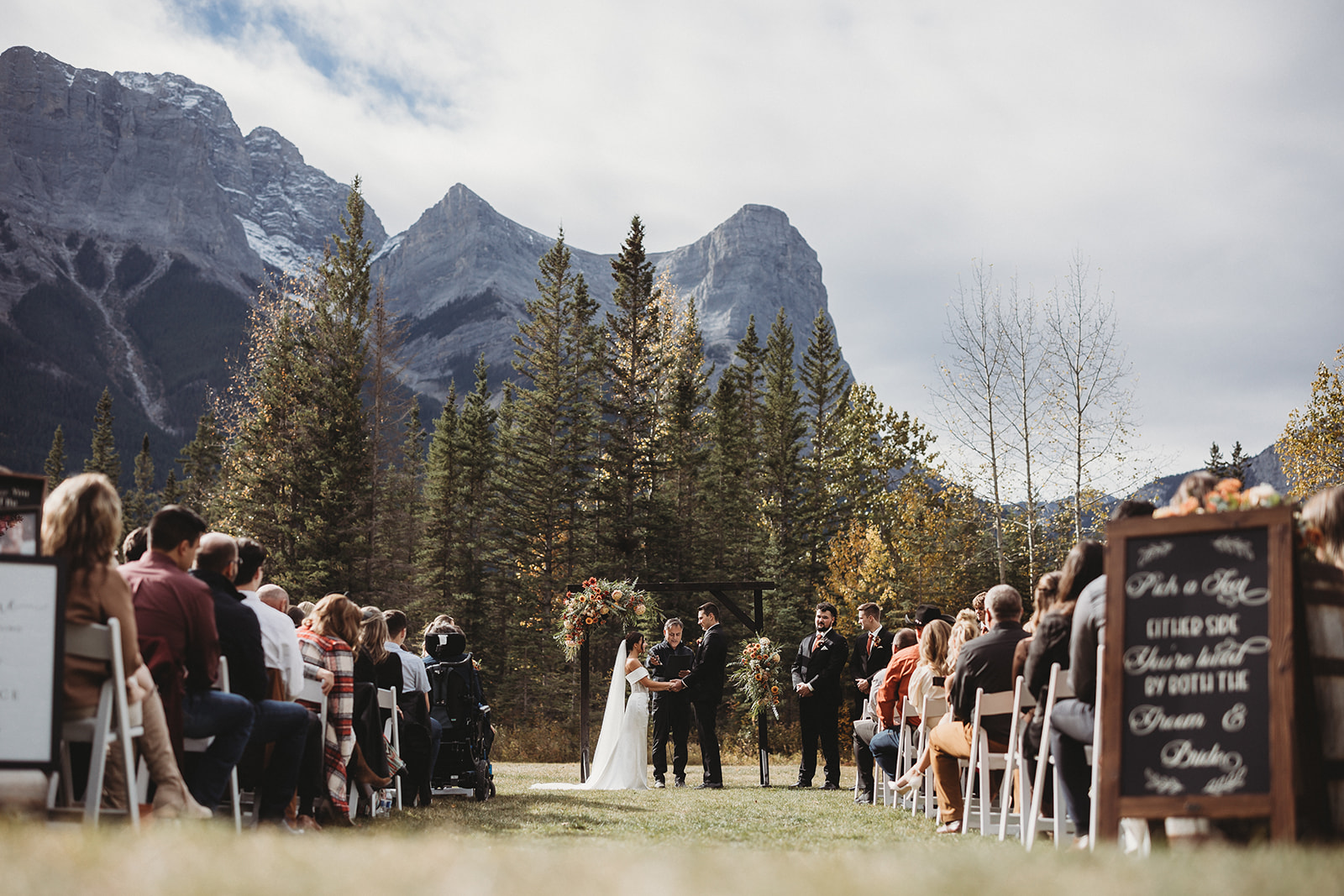 Alberta Wedding Venues | Cornerstone Theatre Wedding